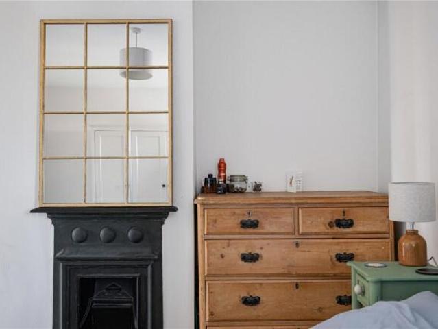 2 bedroom terraced house for sale in Gordon Street, Oxford. OX1