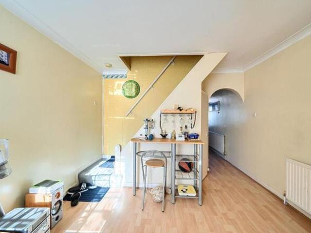 2 bedroom terraced house for sale in Garfield Street, Watford, WD24