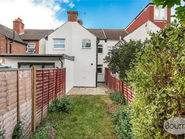 2 bedroom terraced house for sale in George Road, Guildford, Surrey, GU1