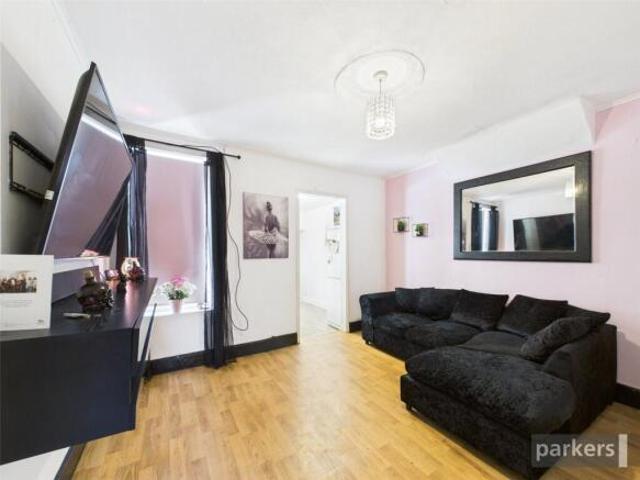 2 bedroom terraced house for sale in George Street, Caversham, Reading, Berkshire, RG4