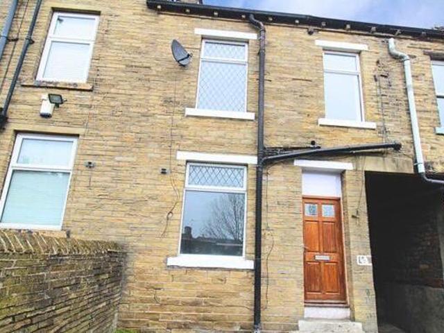 2 Bedroom Terraced House For Sale In Girlington, Bradford