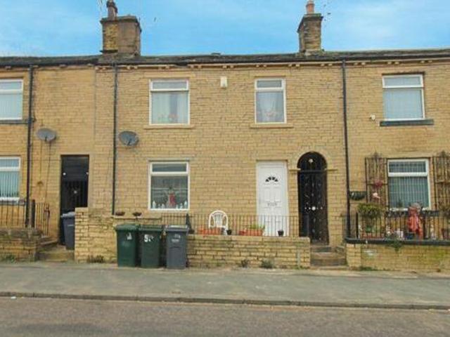 2 Bedroom Terraced House For Sale In Girlington, Bradford