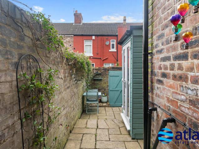 2 bedroom terraced house for sale in Gladeville Road, Aigburth, L17