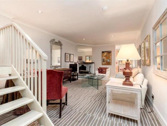 2 bedroom terraced house for sale in Gloucester Lane, Edinburgh, EH3