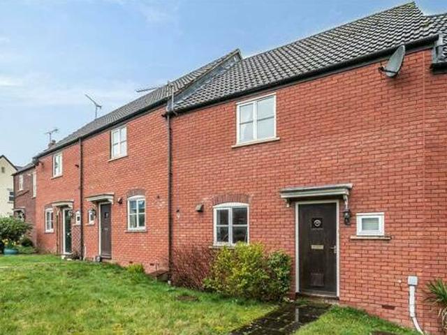 2 bedroom terraced house for sale in Graham Way Cotford St Luke TA4
