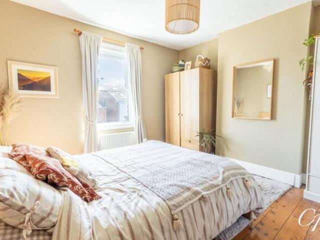 2 bedroom terraced house for sale in Granley Road, Cheltenham, GL51