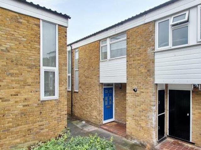 2 Bedroom Terraced House For Sale In Gravesend, Kent