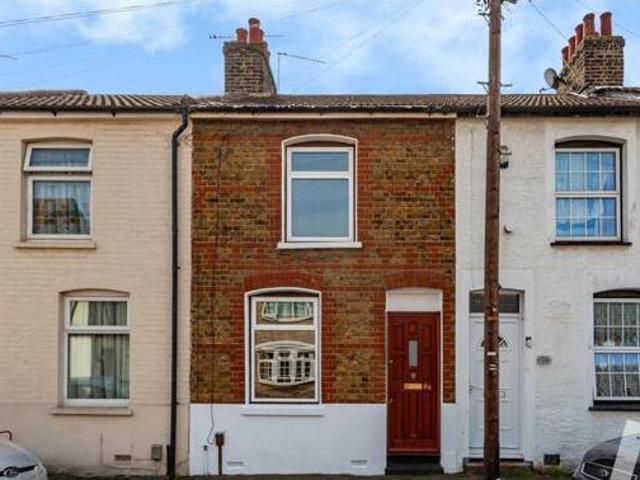 2 Bedroom Terraced House For Sale In Gravesend, Kent