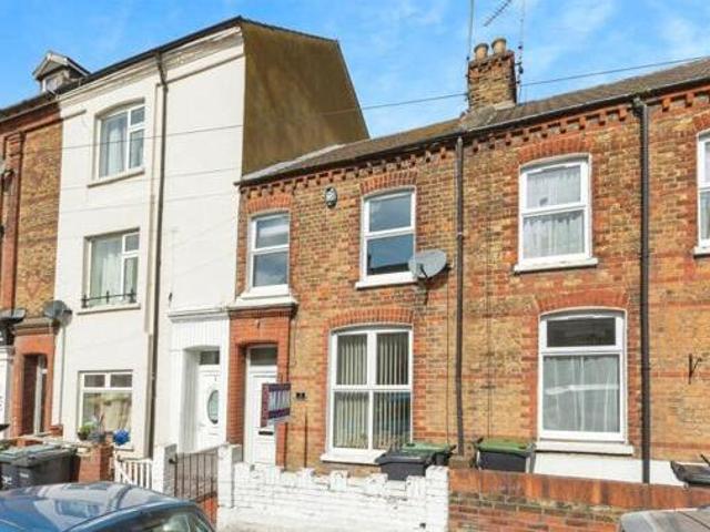 2 Bedroom Terraced House For Sale In Gravesend, Kent