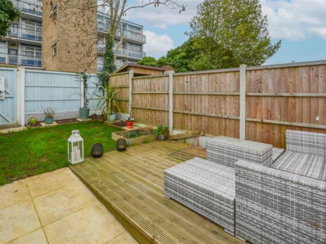 2 bedroom terraced house for sale in Great Eastern Road, Warley, Brentwood, CM14