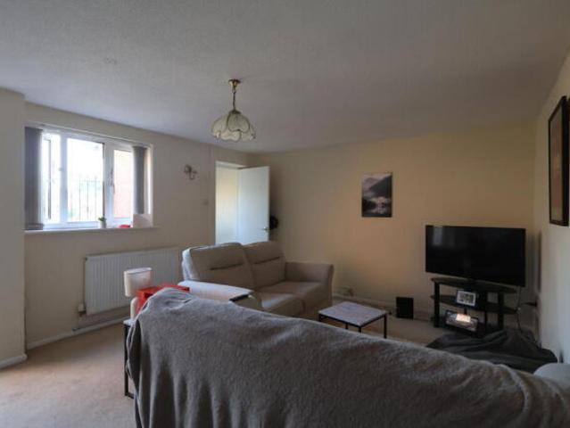 2 bedroom terraced house for sale in Greenhill Court, Tuffley, Gloucester, GL4 0DP, GL4