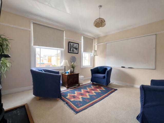 2 bedroom terraced house for sale in Grove Road, Chelmsford, CM2