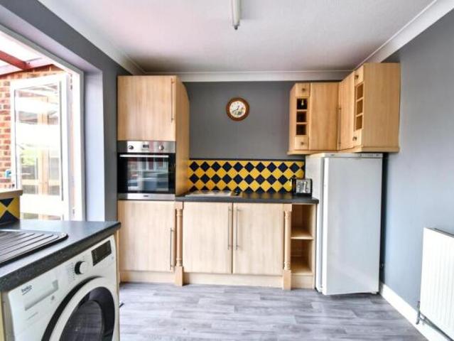 2 bedroom terraced house for sale in Gulliver Close, Kempston, Bedford, MK42