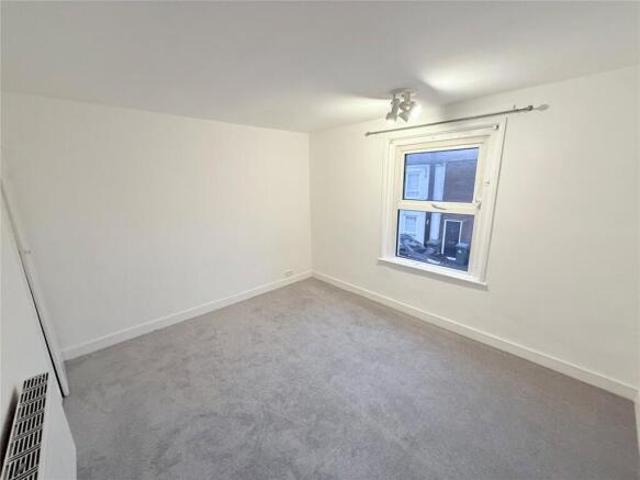 2 bedroom terraced house for sale in Dover Street, Southampton, Hampshire, SO14