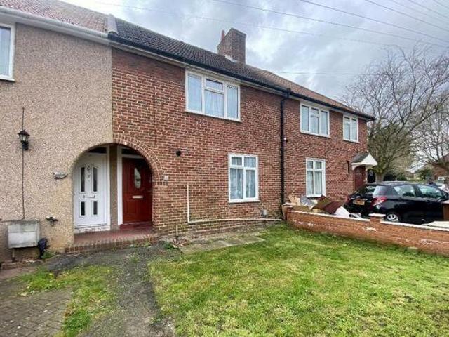 2 Bedroom Terraced House For Sale In Dagenham, Essex