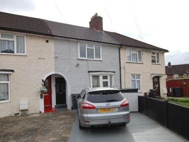 2 Bedroom Terraced House For Sale In Dagenham, London