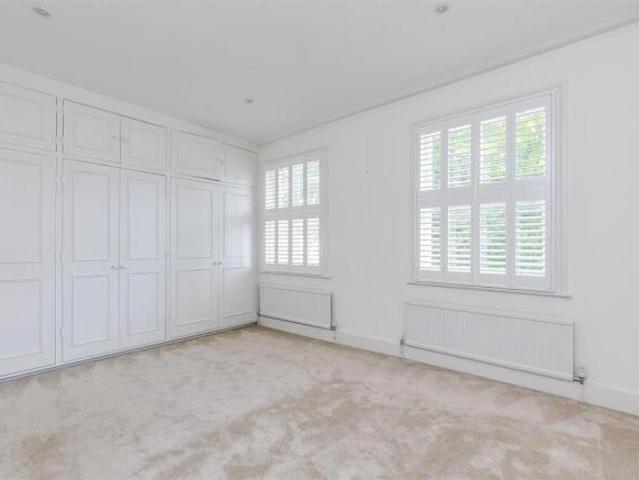 2 bedroom terraced house for sale in Dale Street, London, W4
