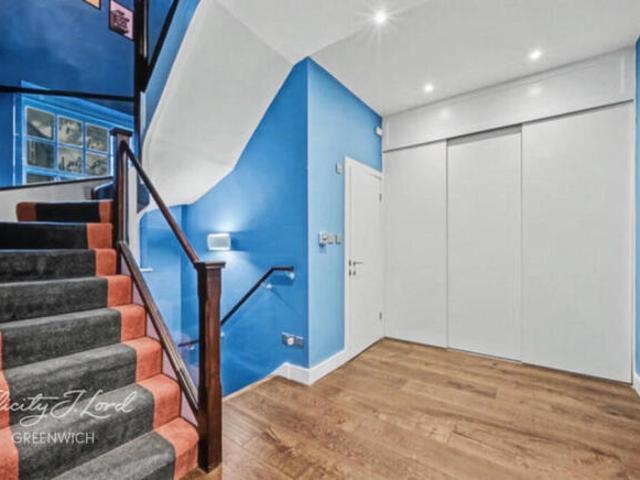 2 bedroom terraced house for sale in Devonshire Drive, Greenwich, SE10