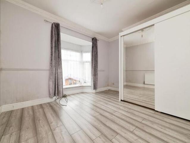 2 bedroom terraced house for sale in De La Pole Avenue, Hull, HU3
