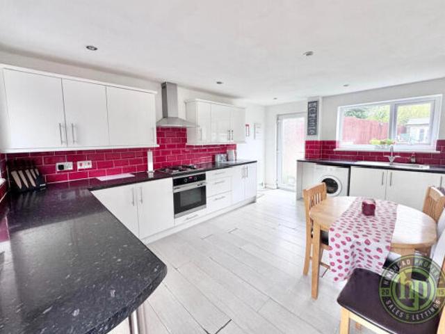 2 bedroom terraced house for sale in Delamere Road, Plymouth, Eggbuckland, PL6