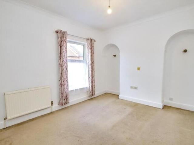 2 bedroom terraced house for sale in Denmark Road, Northampton, NN1