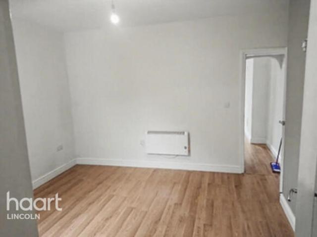 2 bedroom terraced house for sale in Dixon Street, Lincoln, LN5