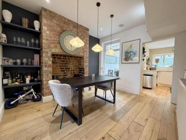 2 bedroom terraced house for sale in Dragon Road, Harrogate, HG1
