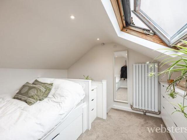 2 bedroom terraced house for sale in Drayton High Road, Drayton, NR8