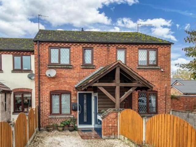 2 Bedroom Terraced House For Sale In Droitwich, Worcestershire