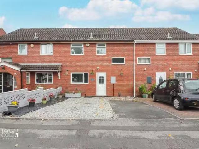 2 bedroom terraced house for sale in Ealingham, Wilnecote, B77
