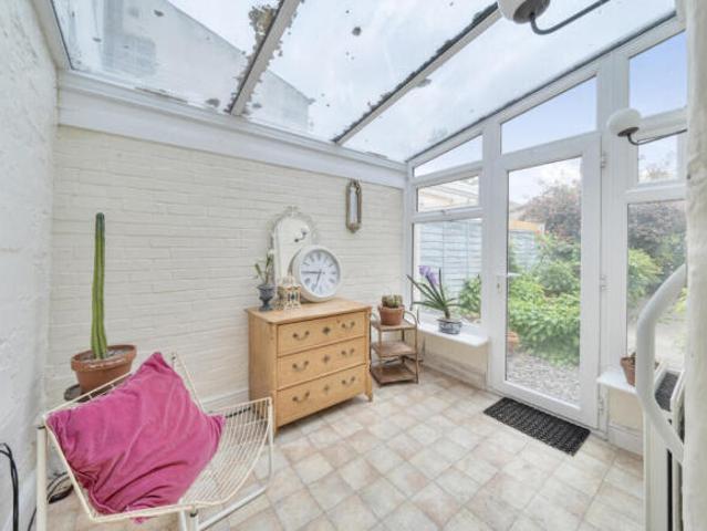 2 bedroom terraced house for sale in Earl Street, West Oxford, OX2