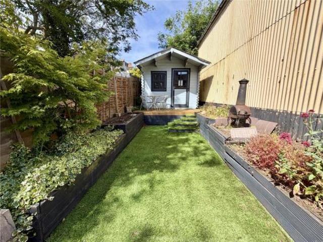 2 bedroom terraced house for sale in Eastcott Hill, Old Town, Swindon, SN1