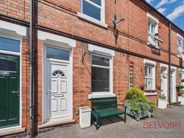 2 bedroom terraced house for sale in Eckington Terrace, Nottingham, NG2