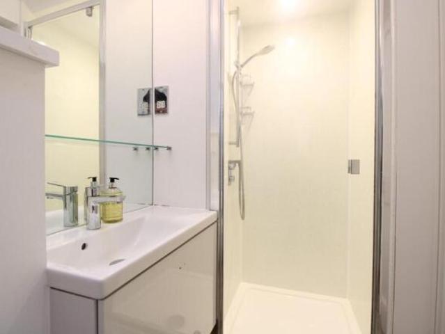 2 bedroom terraced house for sale in Eden Street, Cambridge, CB1