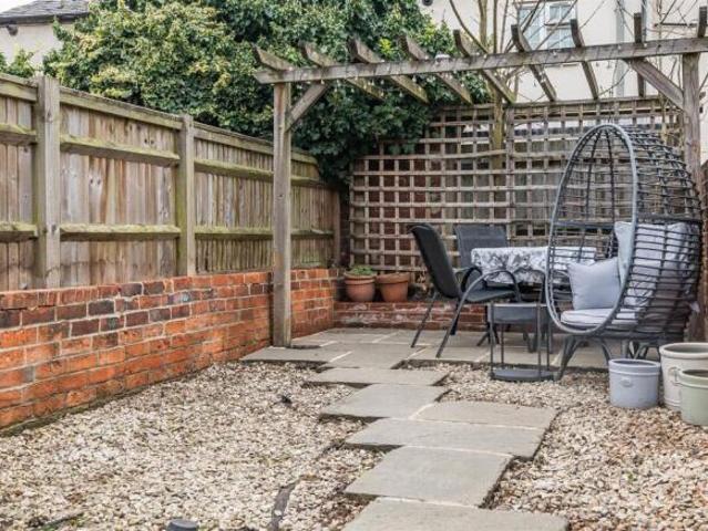 2 bedroom terraced house for sale in Eldon Street, Reading, RG1