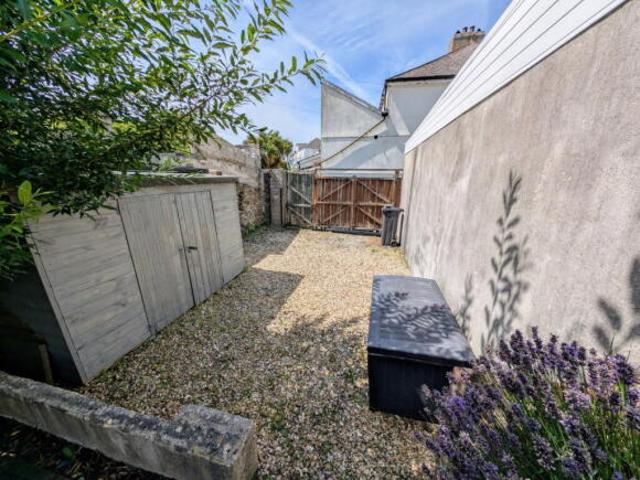 2 bedroom terraced house for sale in Ernesettle Road, Plymouth, PL5 2EZ, PL5