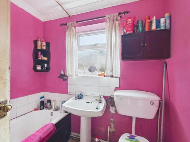 2 bedroom terraced house for sale in Evelyn Street, Warrington, WA5