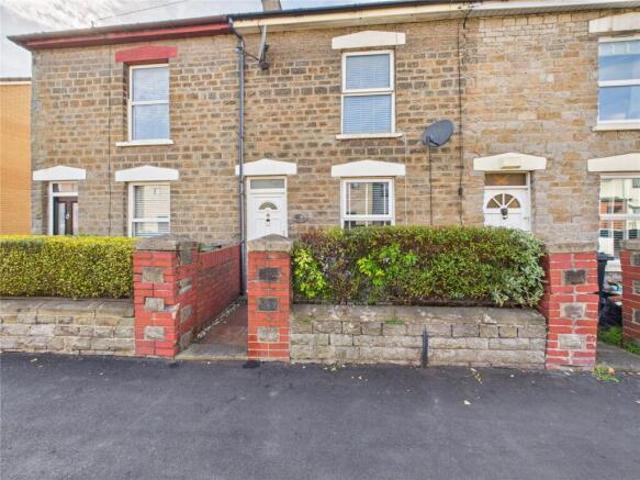 2 bedroom terraced house for sale in Forest Road, Kingswood, Bristol, BS15