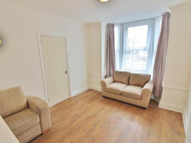 2 bedroom terraced house for sale in Farlington Road, North End, PO2