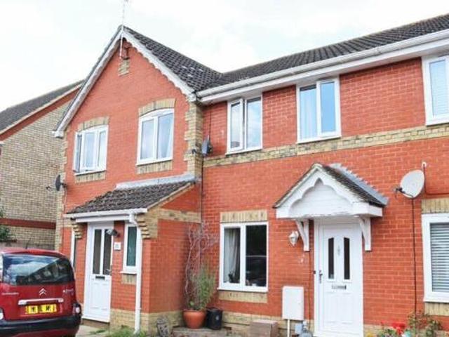2 Bedroom Terraced House For Sale In Farnborough
