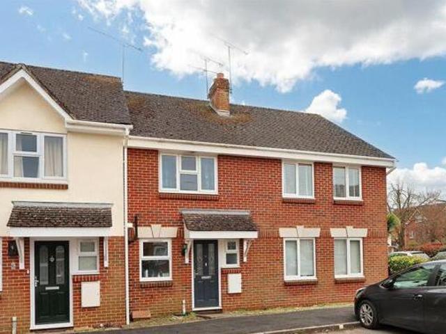 2 Bedroom Terraced House For Sale In Farnham, Surrey