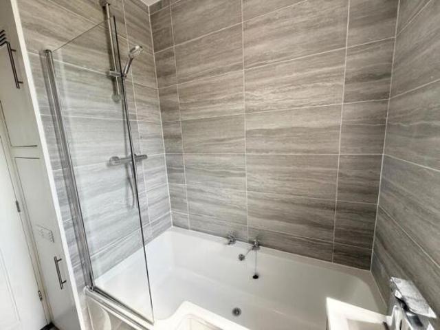 2 bedroom terraced house for sale in Felcote Avenue, Huddersfield, HD5