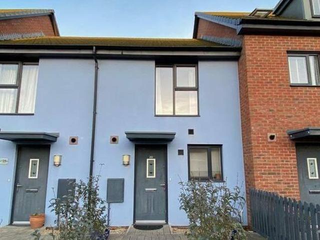 2 bedroom terraced house for sale in Ffordd Y Mileniwm Barry CF62