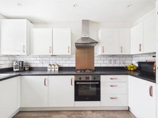 2 bedroom terraced house for sale in Field Mouse Walk, Calcot, Reading, Berkshire, RG31