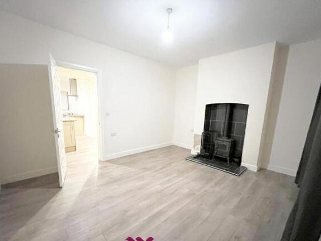 2 Bedroom Terraced House For Sale In Fishlake, Doncaster