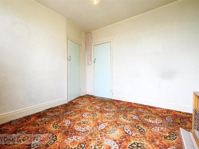 2 bedroom terraced house for sale in Frederick Street, Crosland Moor, Huddersfield, West Yorkshire, HD4