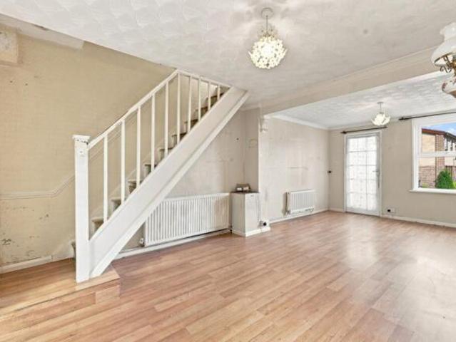 2 bedroom terraced house for sale in Kemball Street, Ipswich, IP4