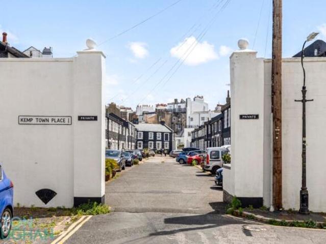 2 bedroom terraced house for sale in Kemp Town Place, Brighton, East Sussex, BN2