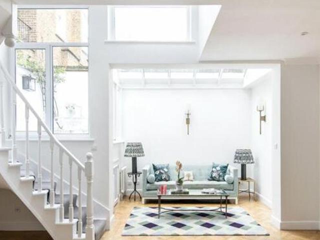 2 Bedroom Terraced House For Sale In Kensington, London