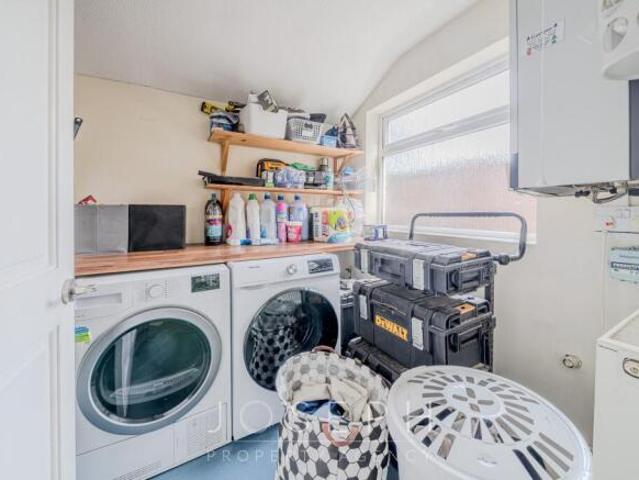 2 bedroom terraced house for sale in Kitchener Road, Ipswich, IP1